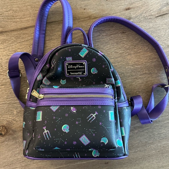 Disney | Bags | Loungefly Disney Hocus Pocus Mini Backpack Black And ...